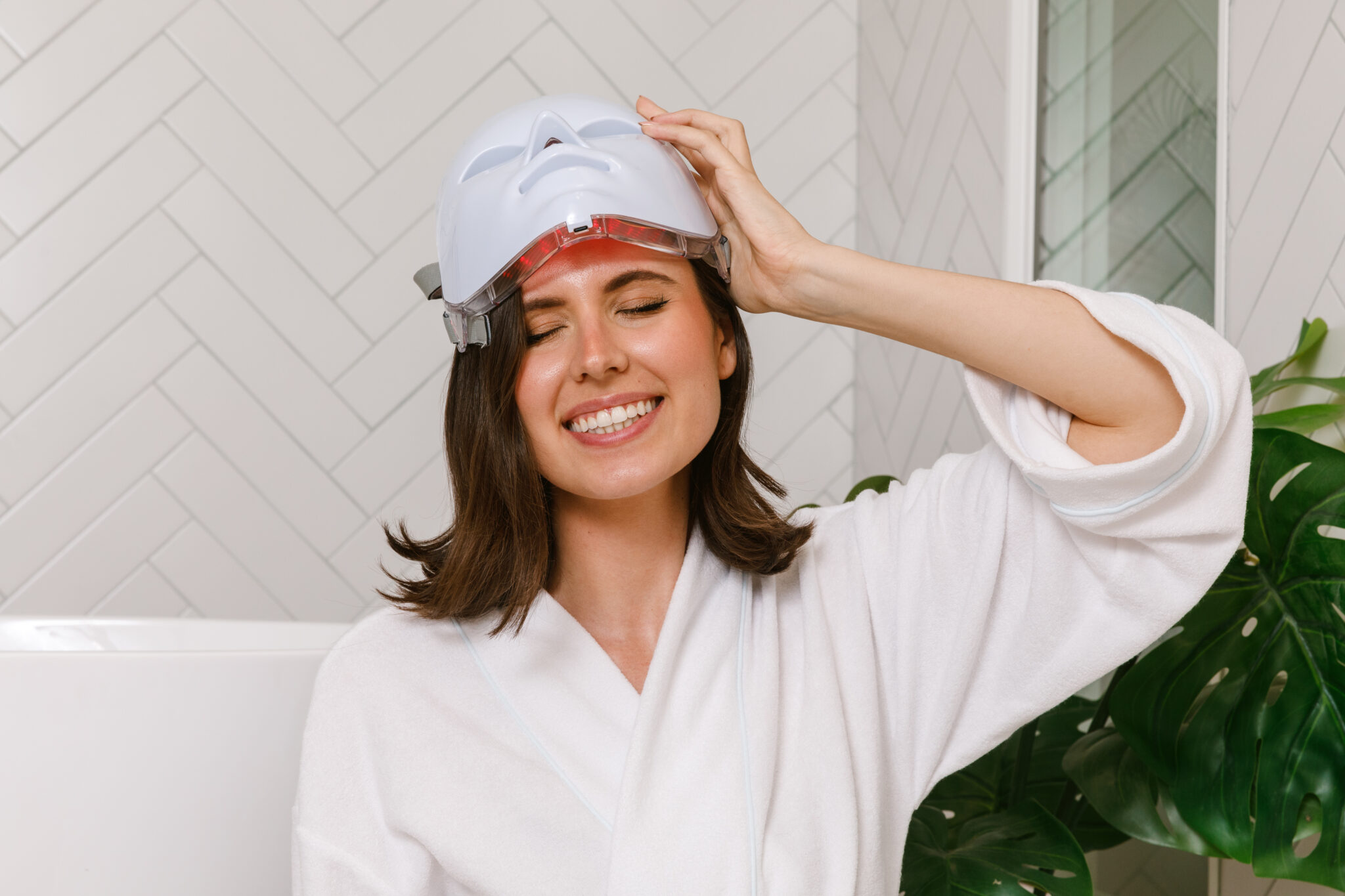 Honest Review: I Used the Glokore LED Light Therapy Mask for 30 Days ...